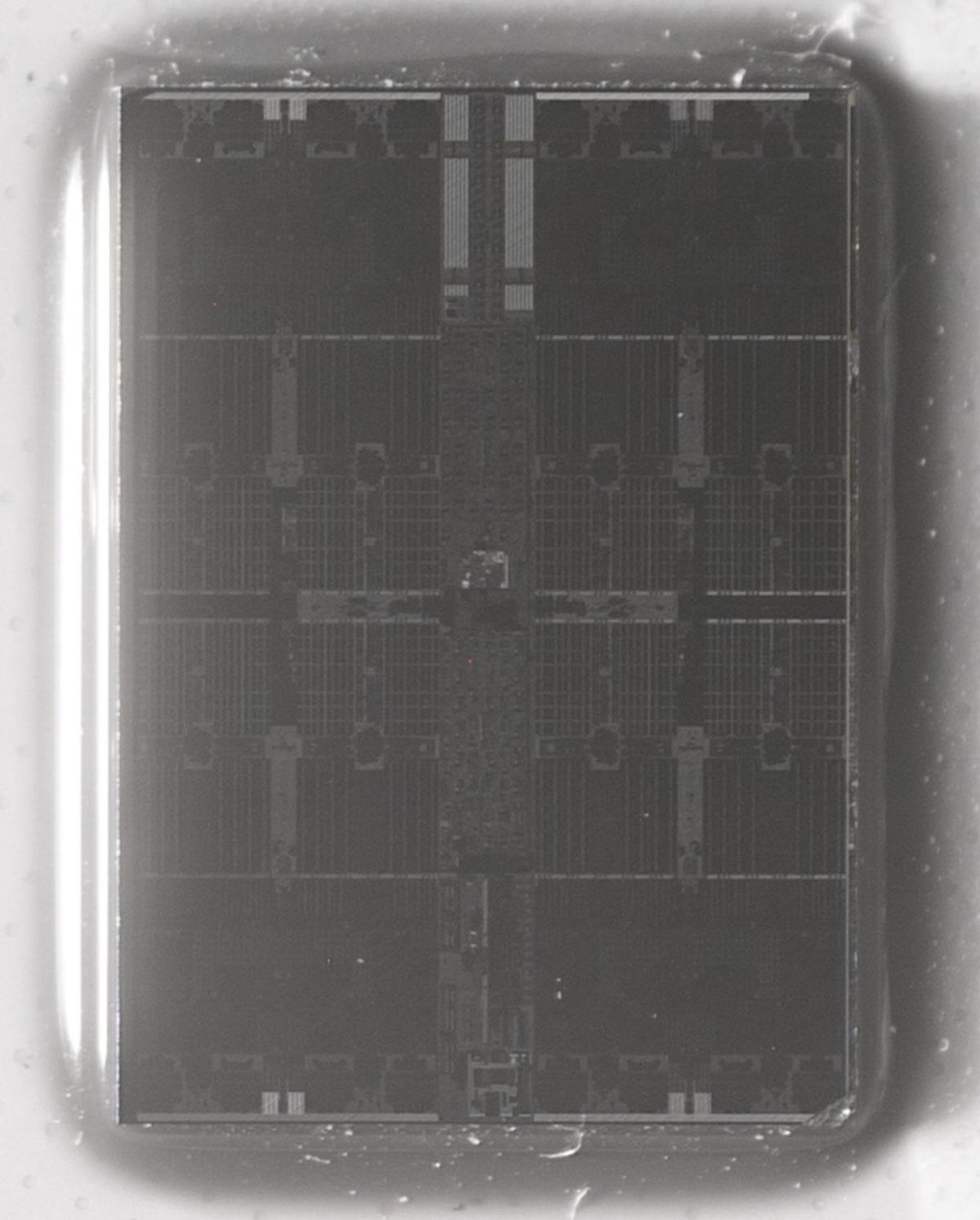 AMD's 64-Core EPYC CPU Stripped: A Detailed Inside Look | Tom's Hardware