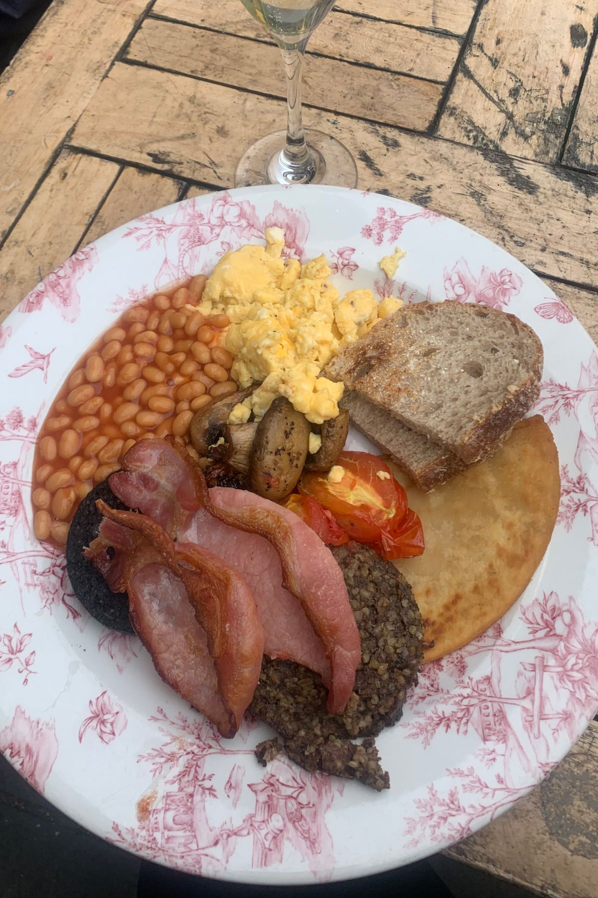 Edinburgh Travel Guide: What to Do and Where to Stay | Marie Claire