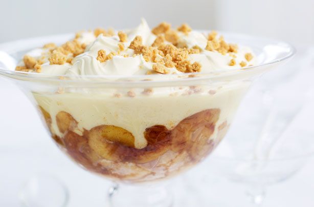Apple trifle | Dessert Recipes | GoodtoKnow