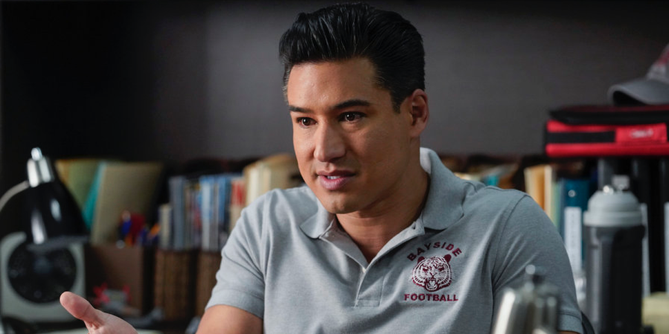 First Look At Mario Lopez's Colonel Sanders In Lifetime's KFC Mini ...