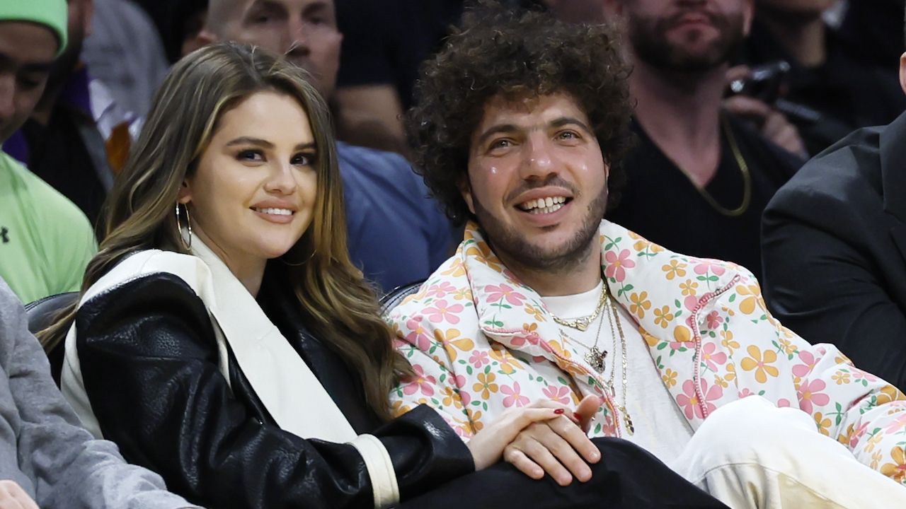 Selena Gomez Is Engaged To Benny Blanco And The First Look At Her Ring ...