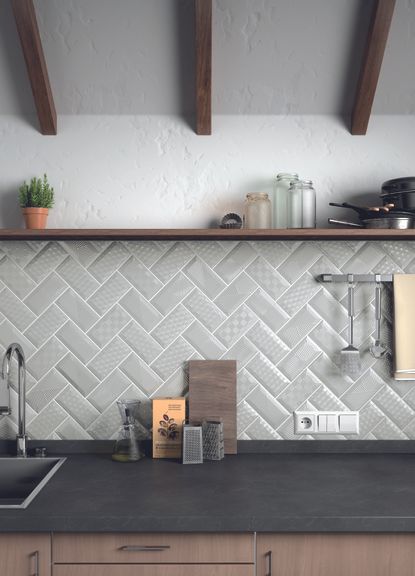 How to choose the best wall tiles | Real Homes