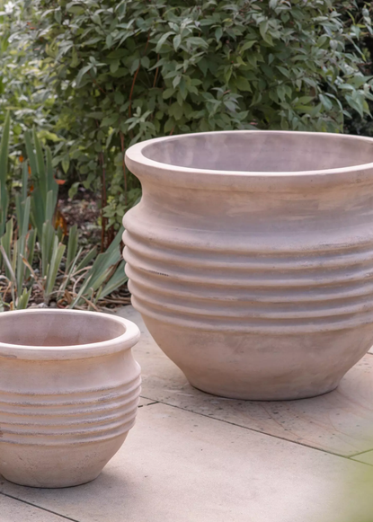 How to Hide a Garden Hose — 5 Tips From Landscape Designers | Livingetc