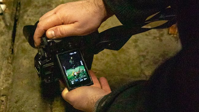 How to take a samurai action shot: become a slicing, dicing swordsman ...