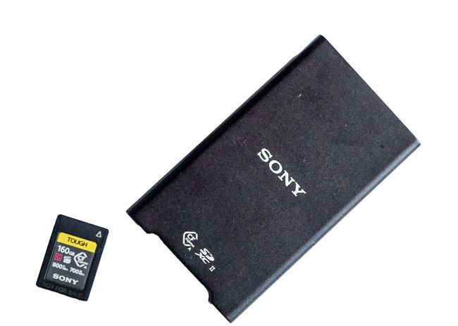The best memory card readers | Digital Camera World