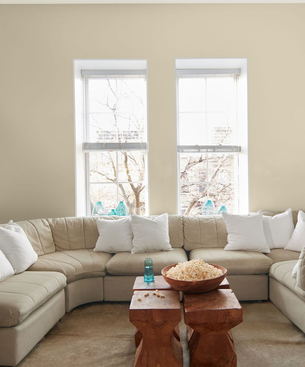 Is Benjamin Moore's Natural Linen the perfect beige paint? | Homes and ...