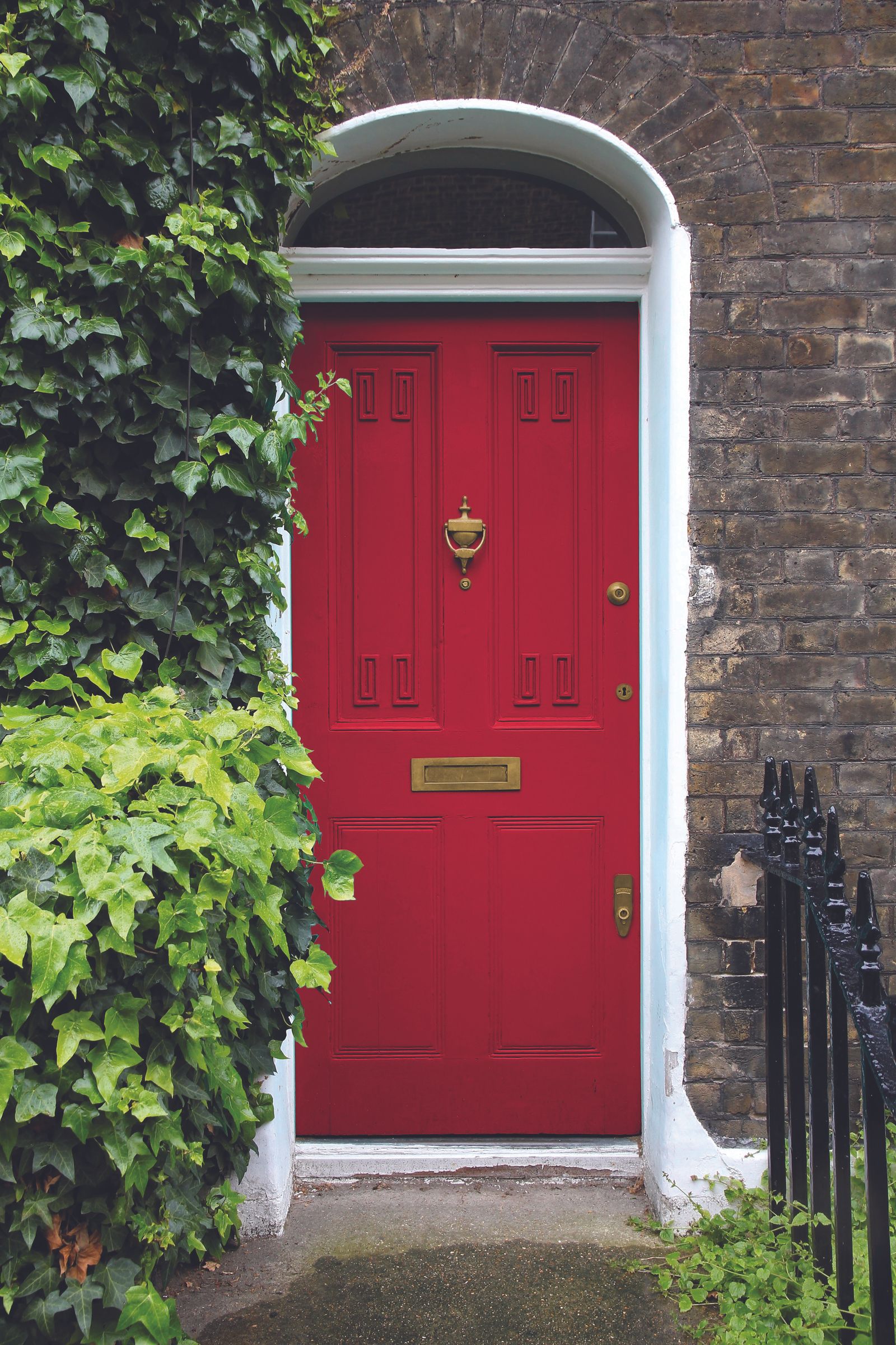 19 front door color ideas: to boost your home's curb appeal | Homes and ...