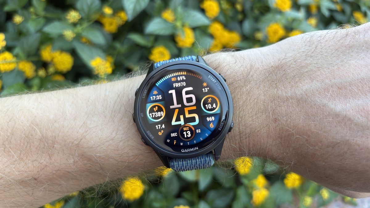 I review Garmins for a living and these are my 5 favorite watch faces ...