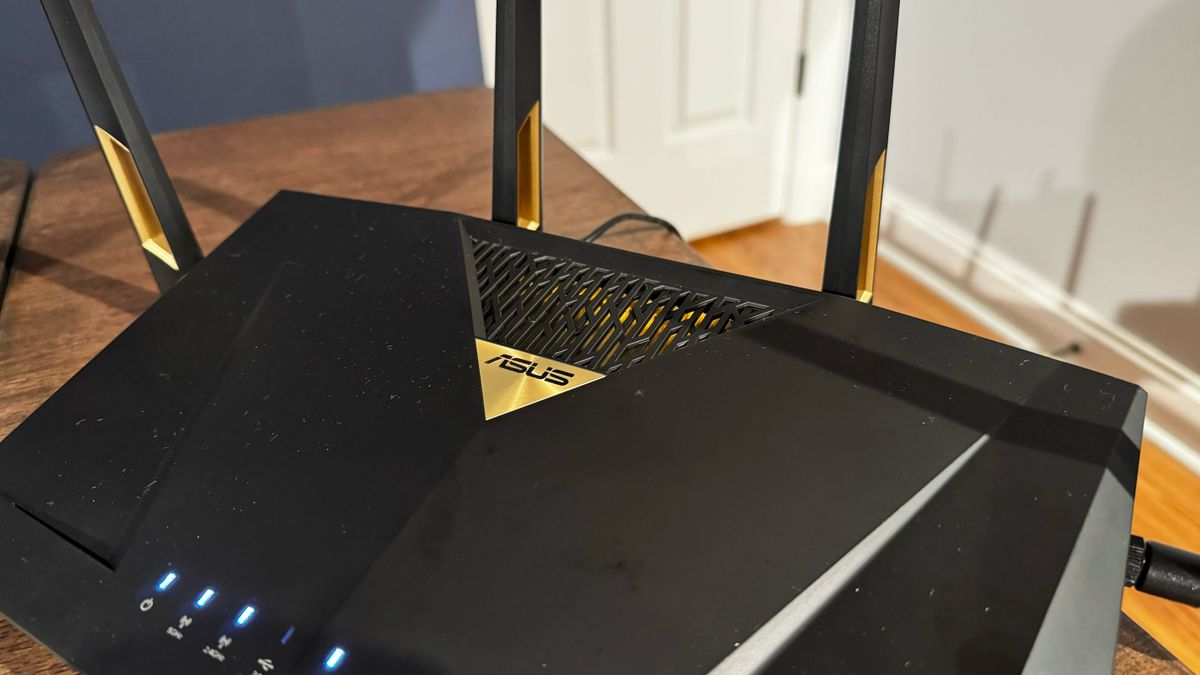 Asus RT-BE88U Wi-Fi 7 router review: Skipping the 6 GHz band | Tom's ...