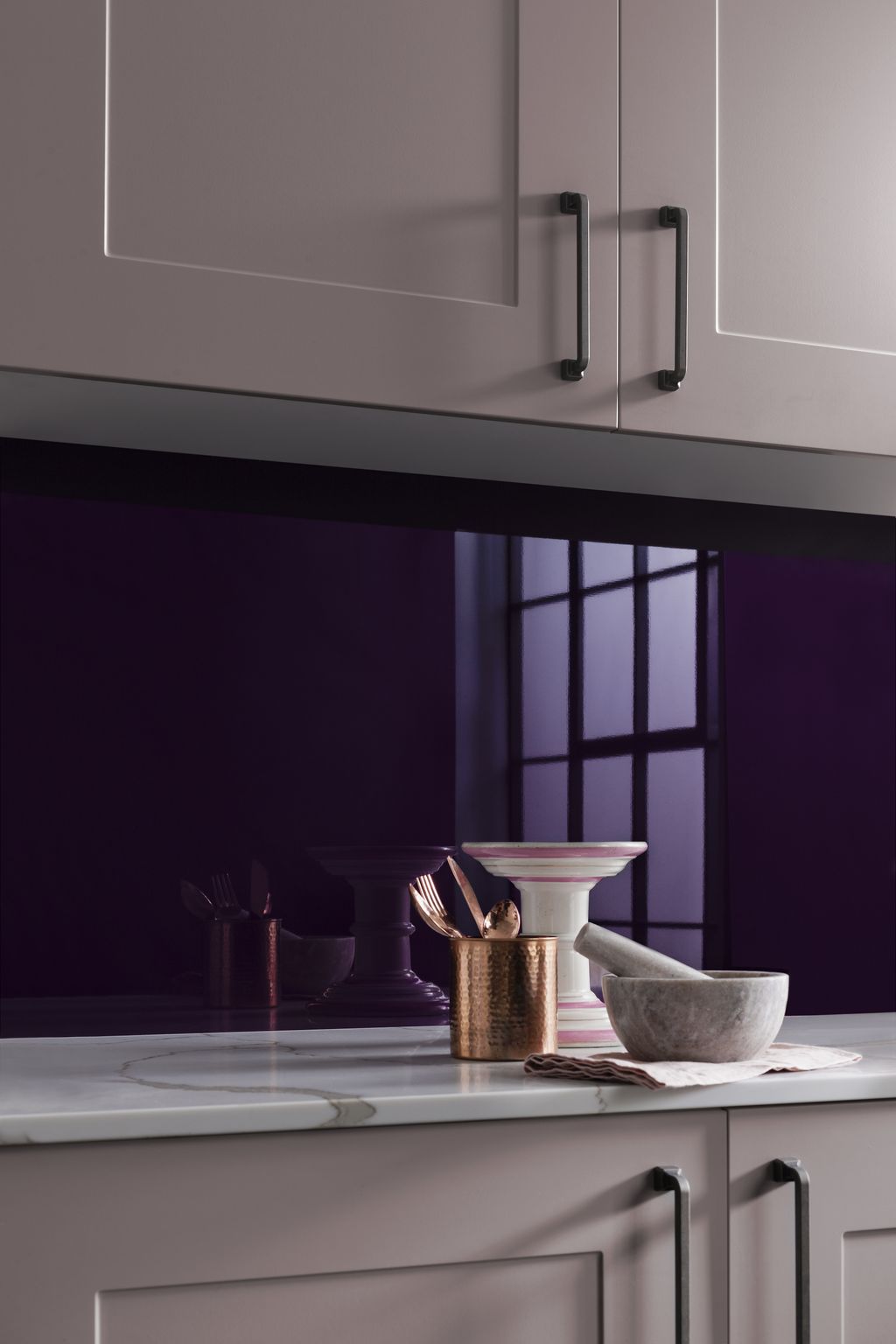 10 purple kitchen ideas that will add flair to your space | Real Homes