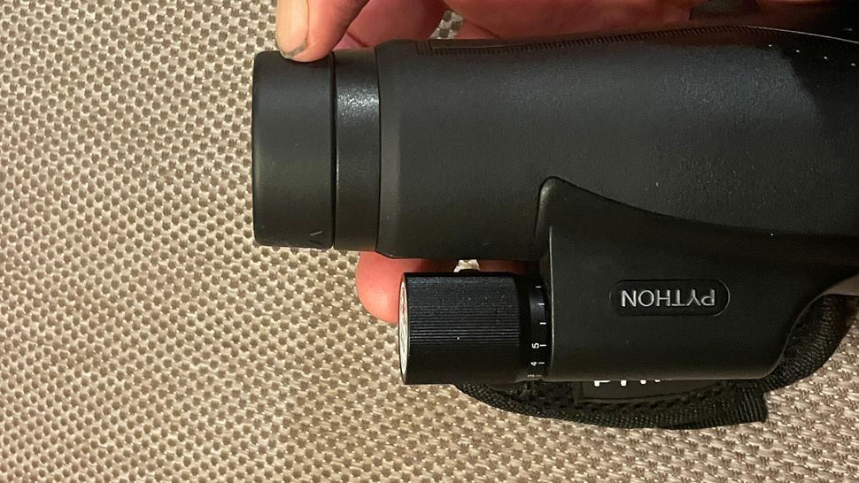 How to use monoculars for stargazing | Space
