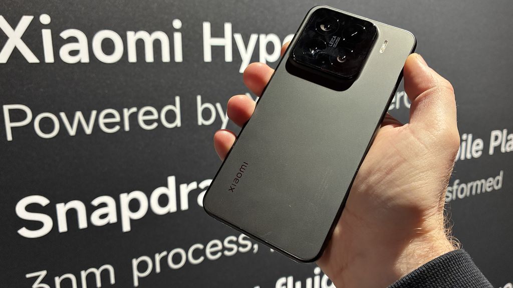 I tried the Xiaomi attachable lens that turns your phone into a proper ...