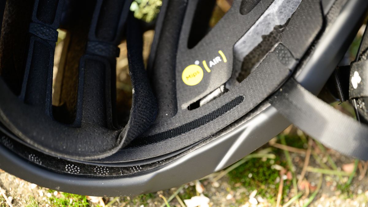 Sweet Protection Falconer 2Vi Mips review: The right helmet for ...