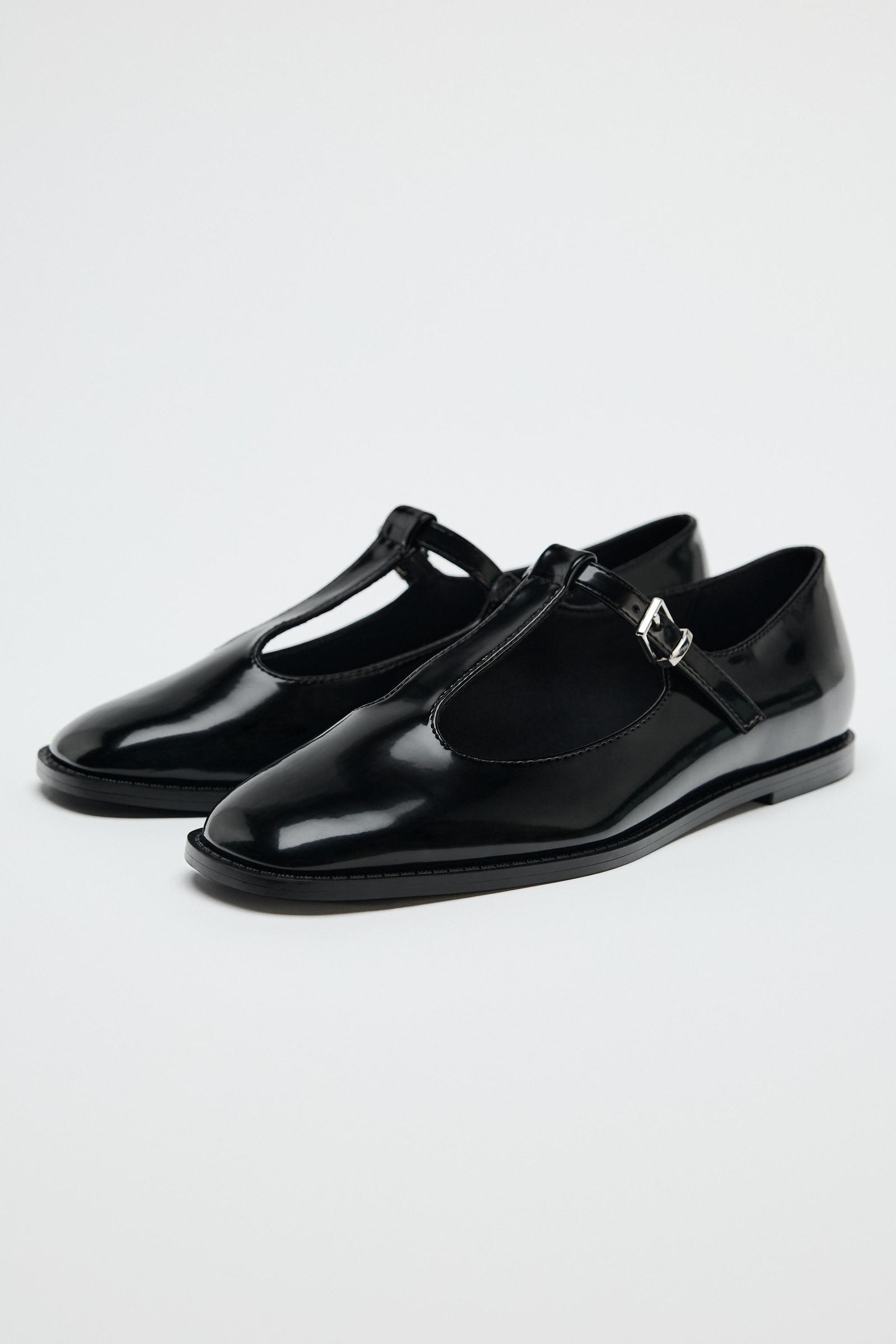 The 30 Best Trendy Flat Shoes From Zara, H&M, and Mango | Who What Wear
