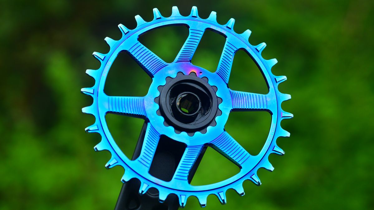 e*thirteen Helix Race crankset and Helix Race chainring review | Bike ...
