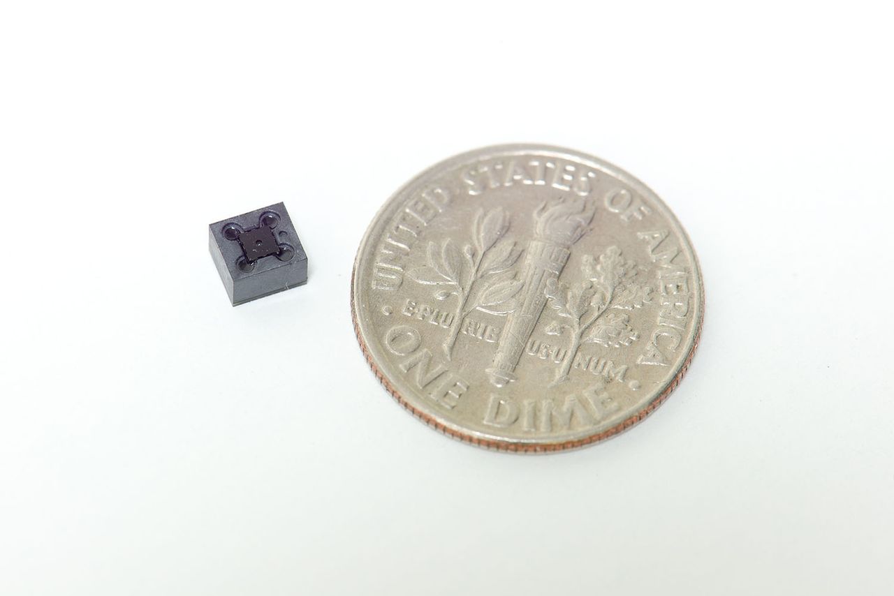 This tiny device knows when you're looking at it | The Week