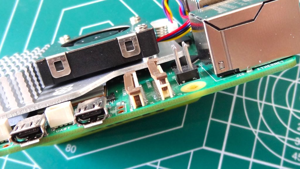 How To Use Dual Cameras on the Raspberry Pi 5 | Tom's Hardware