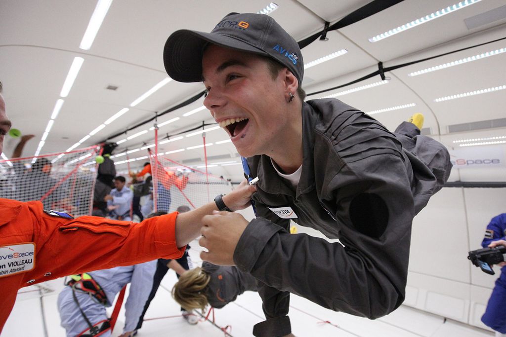 In Photos: Zero-G Flight Grants Weightless Wishes for Kids | Space