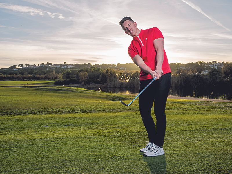 Master The Golf Chip And Run Technique With Our Expert Tips | Golf Monthly