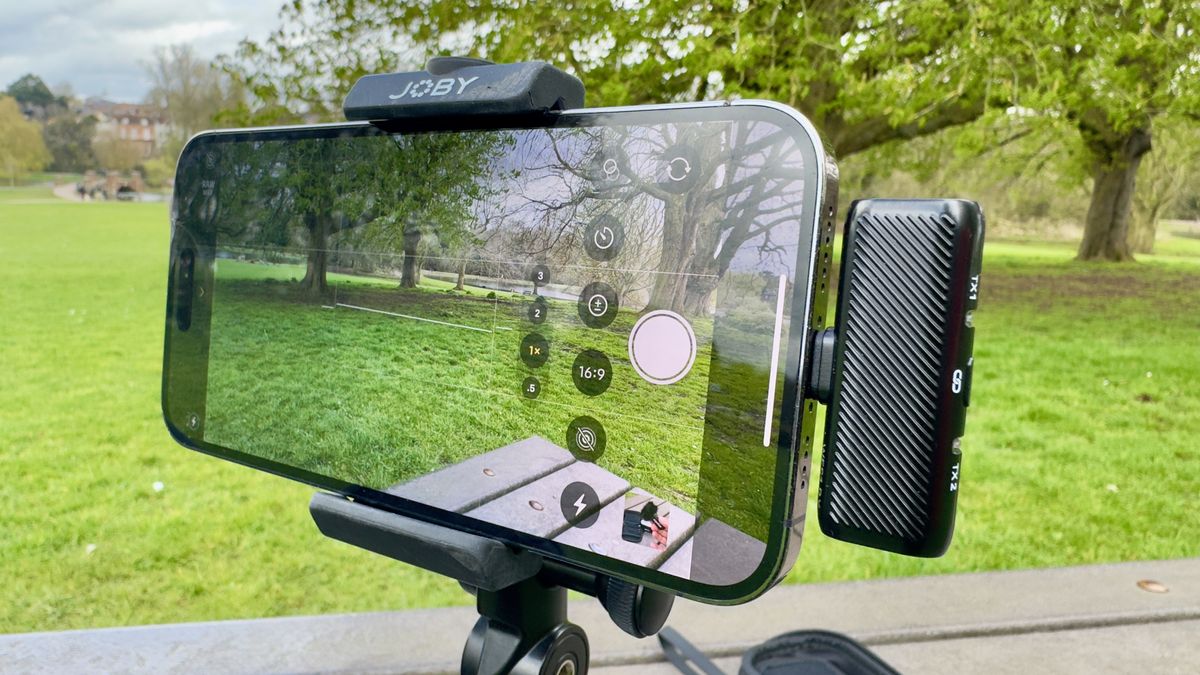 Godox WES2 microphone review: plug-and-play recording for your ...