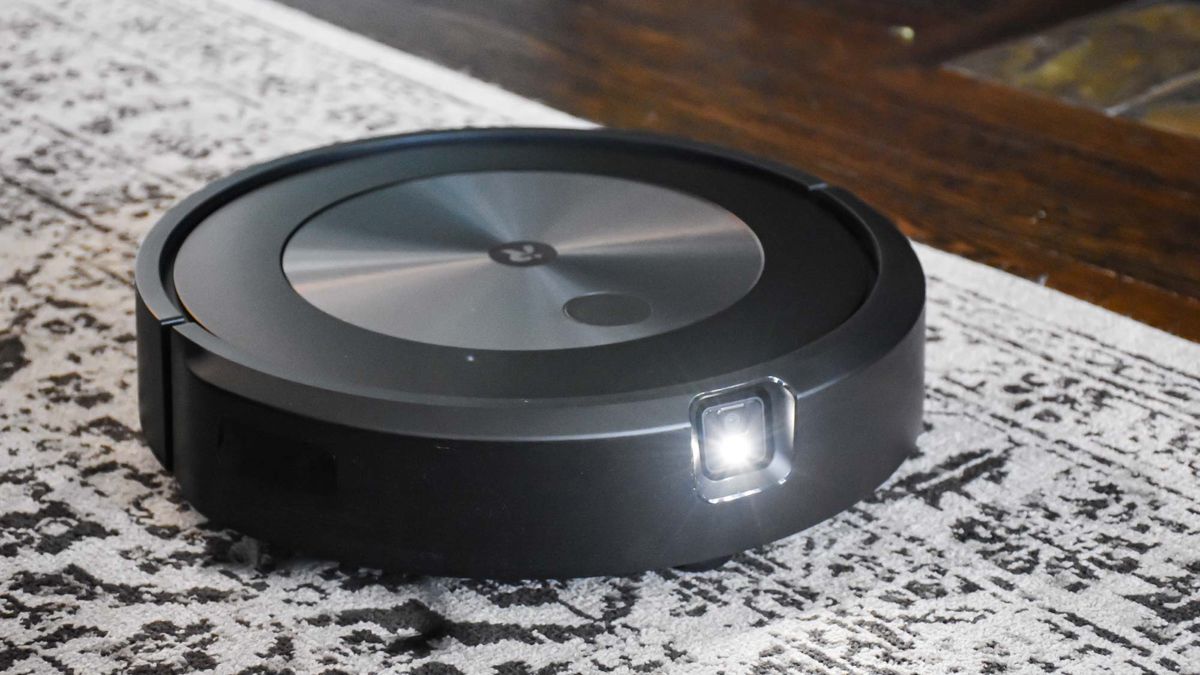 iRobot Roomba j7+ review | Tom's Guide