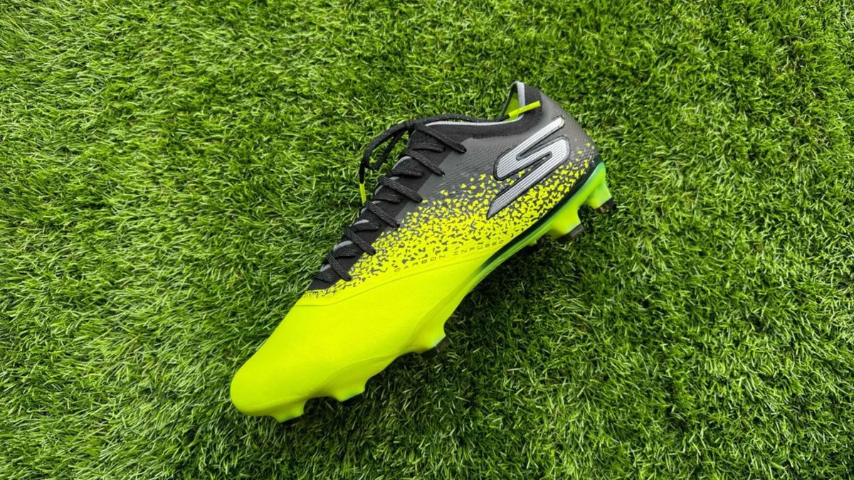 Best football boots for strikers: The latest ranges for goalscorers ...