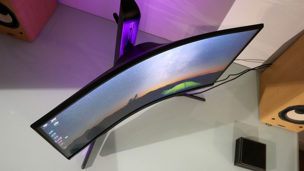 Samsung Odyssey G7 review | GamesRadar+