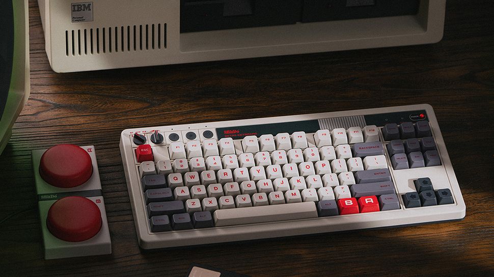 NES-Inspired Keyboard Comes With Giant Programmable Super Buttons | Tom ...