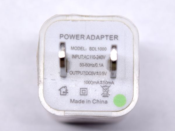 Tom's Teardown: Two More Apple A1265 iPhone Charger Lookalikes | Tom's ...