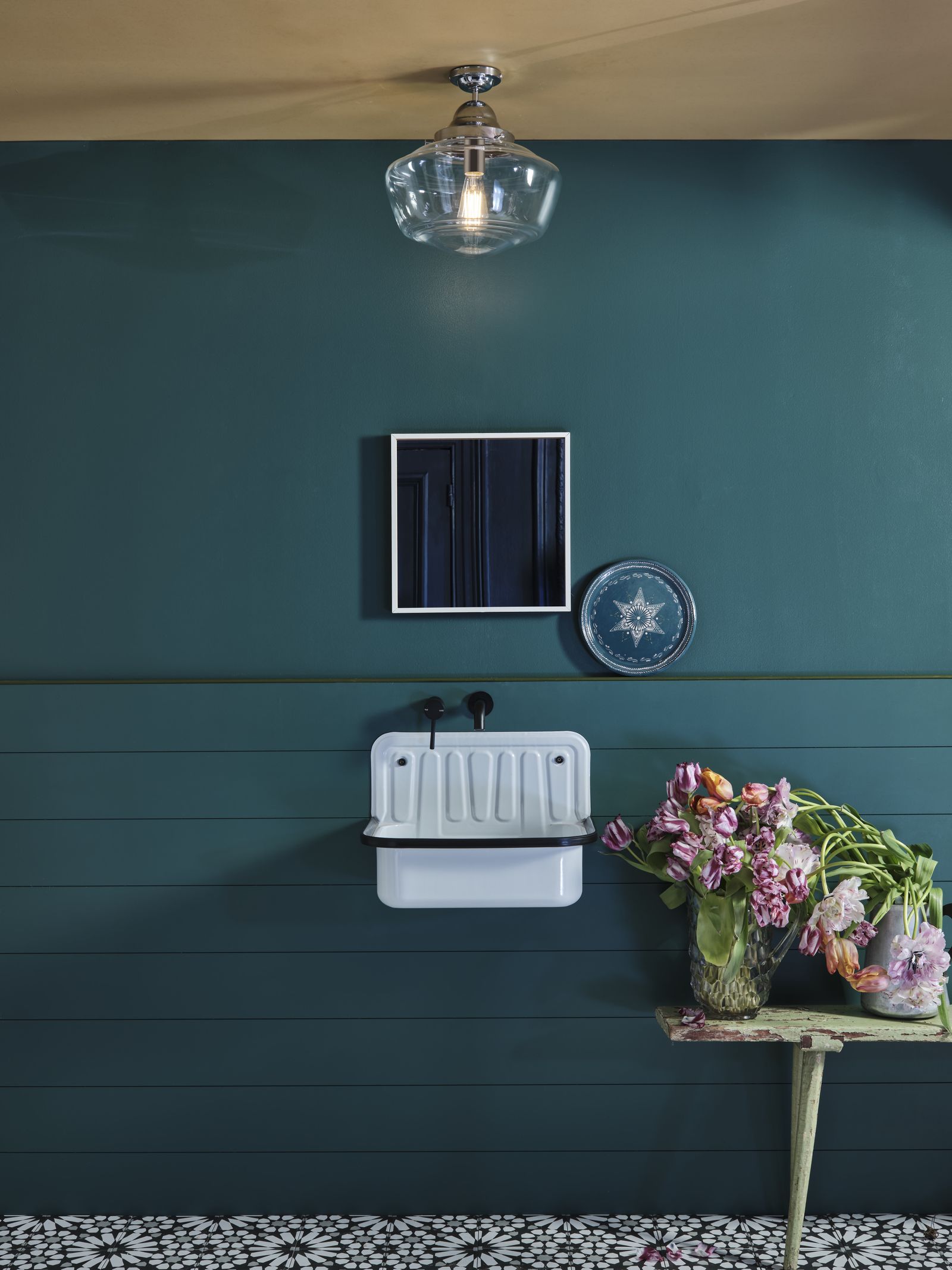 12 bathroom ceiling lighting ideas to elevate a functional space ...