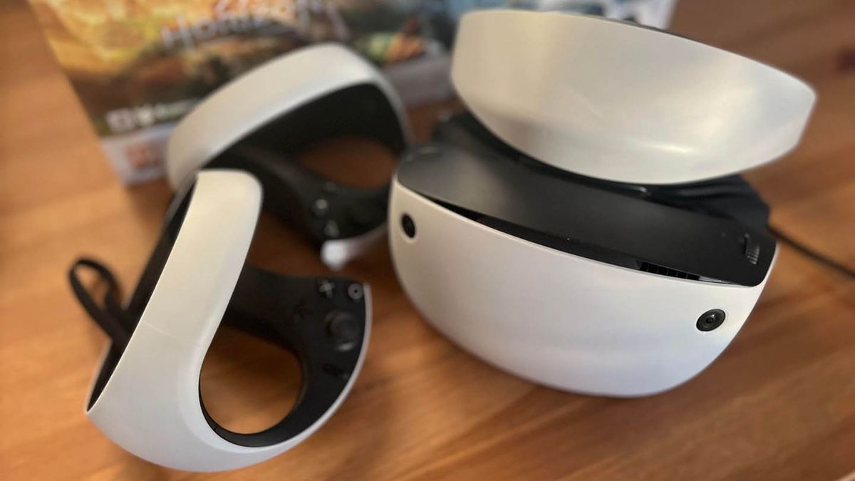 PlayStation VR 2 review: Stress-free virtual reality | Space