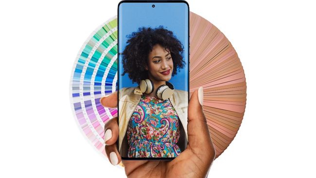 I finally tried a phone with a curved screen, and now I know why they ...