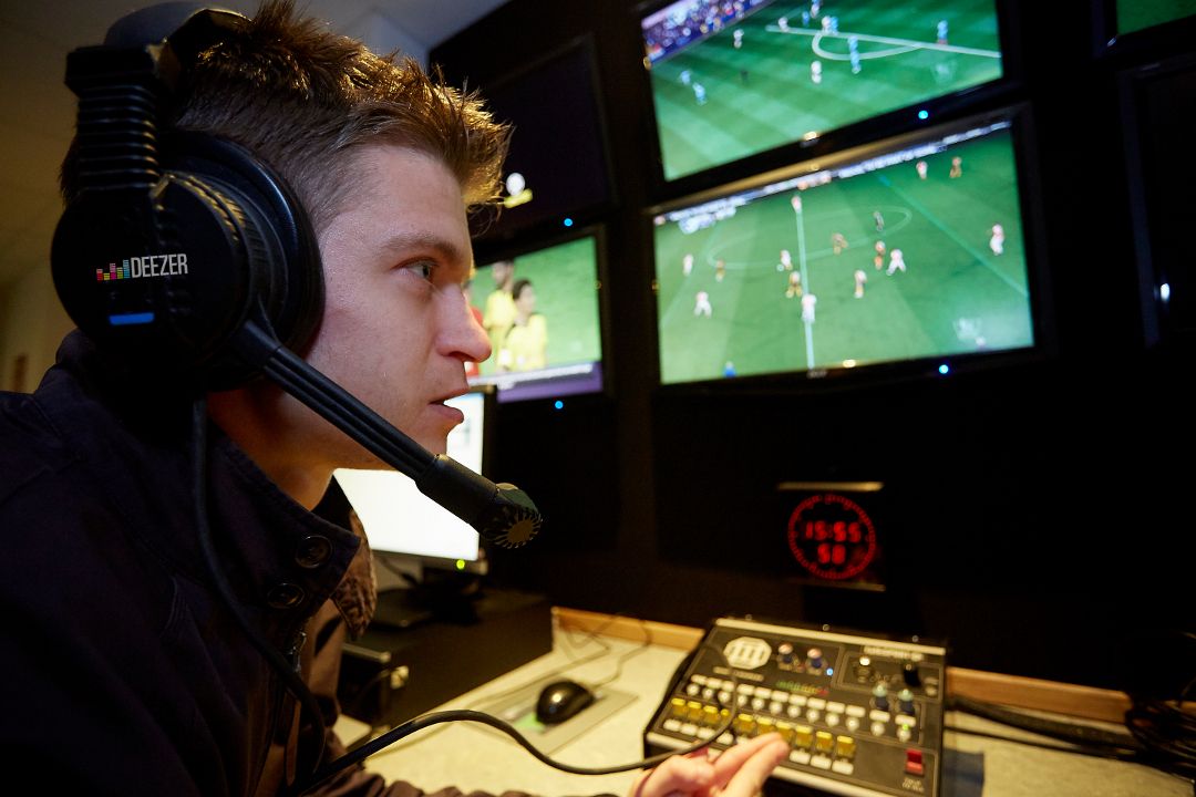 How to be a football commentator: FFT finds out the hard way | FourFourTwo