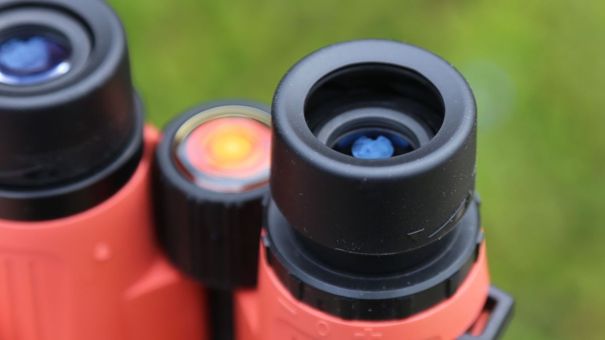 Lunt SunOculars 8x32 solar binoculars review | Space