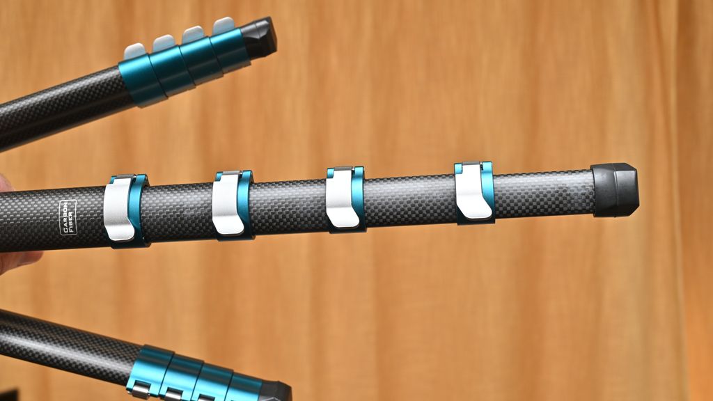 Benro Cyanbird Carbon Tripod with FS30 Head review: a travel tripod kit ...