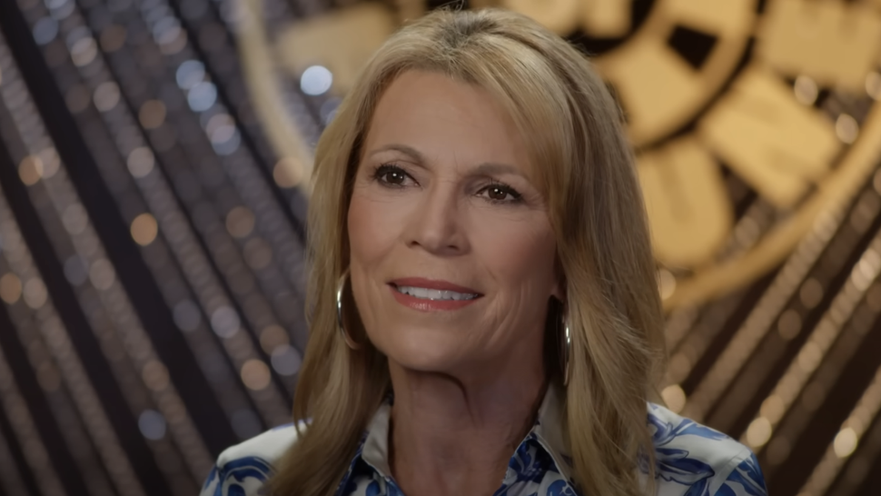Vanna White Reveals The Only Part Of Her Wheel Of Fortune Wardrobe She Wears More Than Once ...