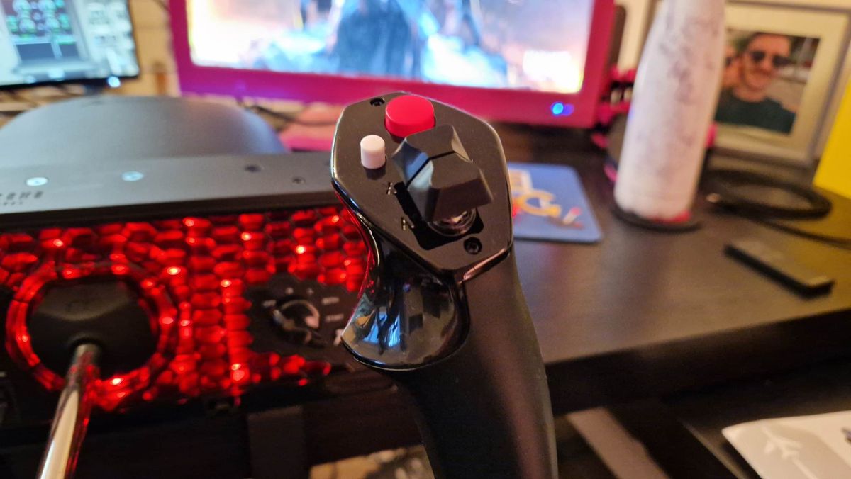 Honeycomb Alpha XPC and Bravo Review: "Made me feel like I should be ...