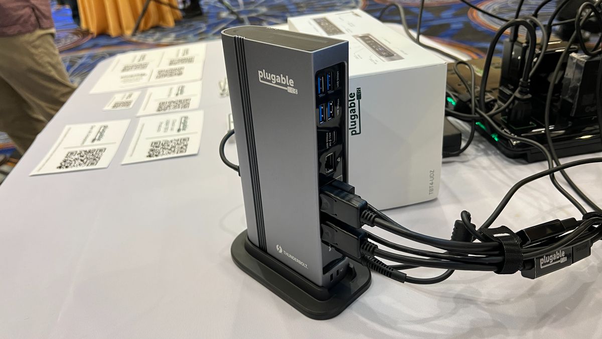 Plugable Launches Quad-Monitor Thunderbolt 4 Dock | Tom's Hardware