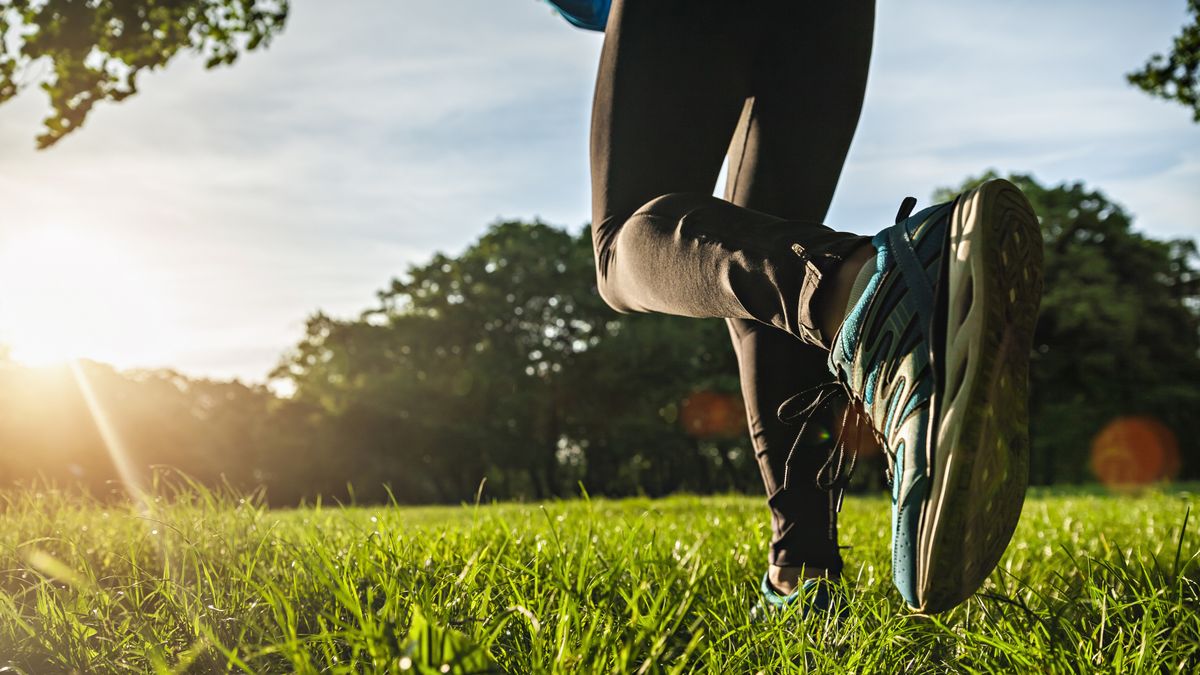 5 reasons you should try running on grass | Advnture