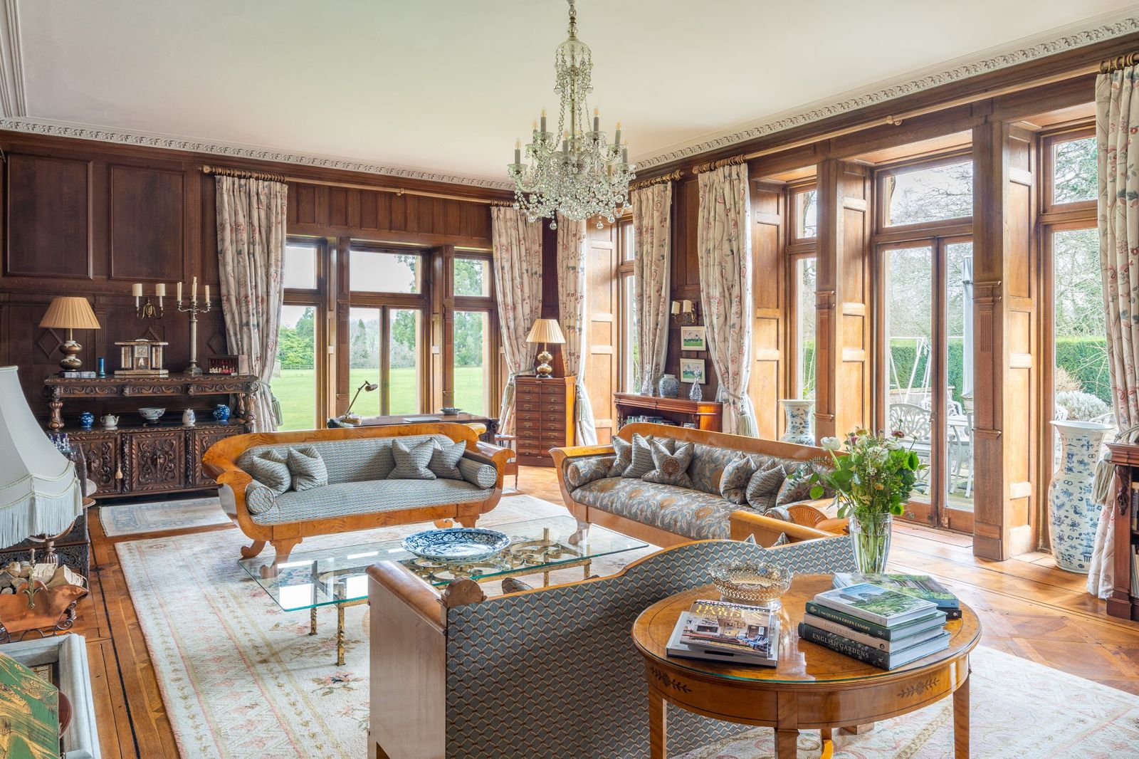 An exquisite, completely refurbished Georgian country house with ...