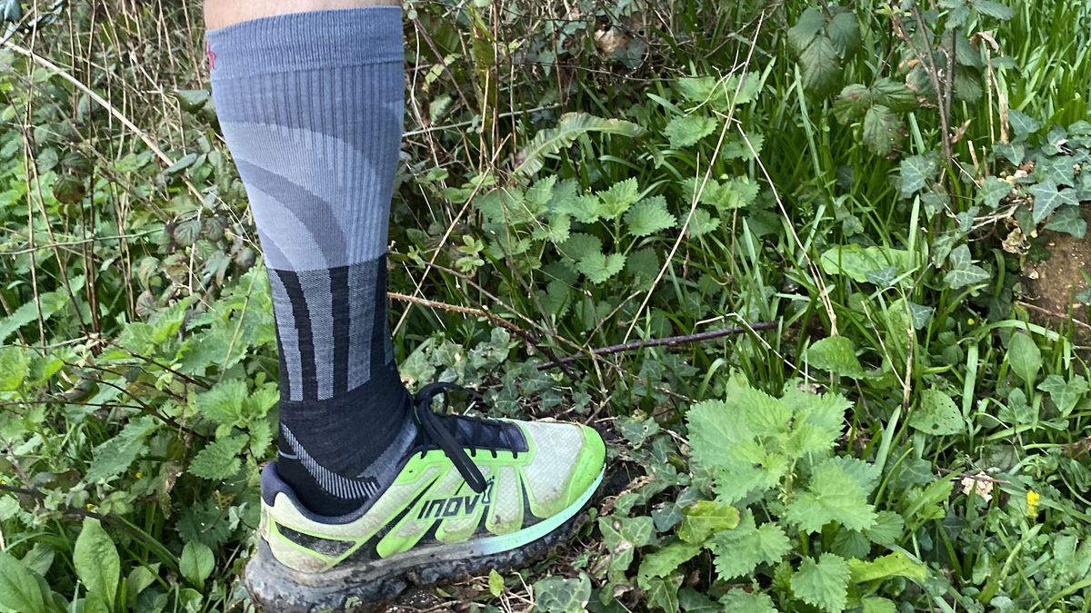 Smartwool Run Targeted Cushion Compression OTC Socks review | Advnture