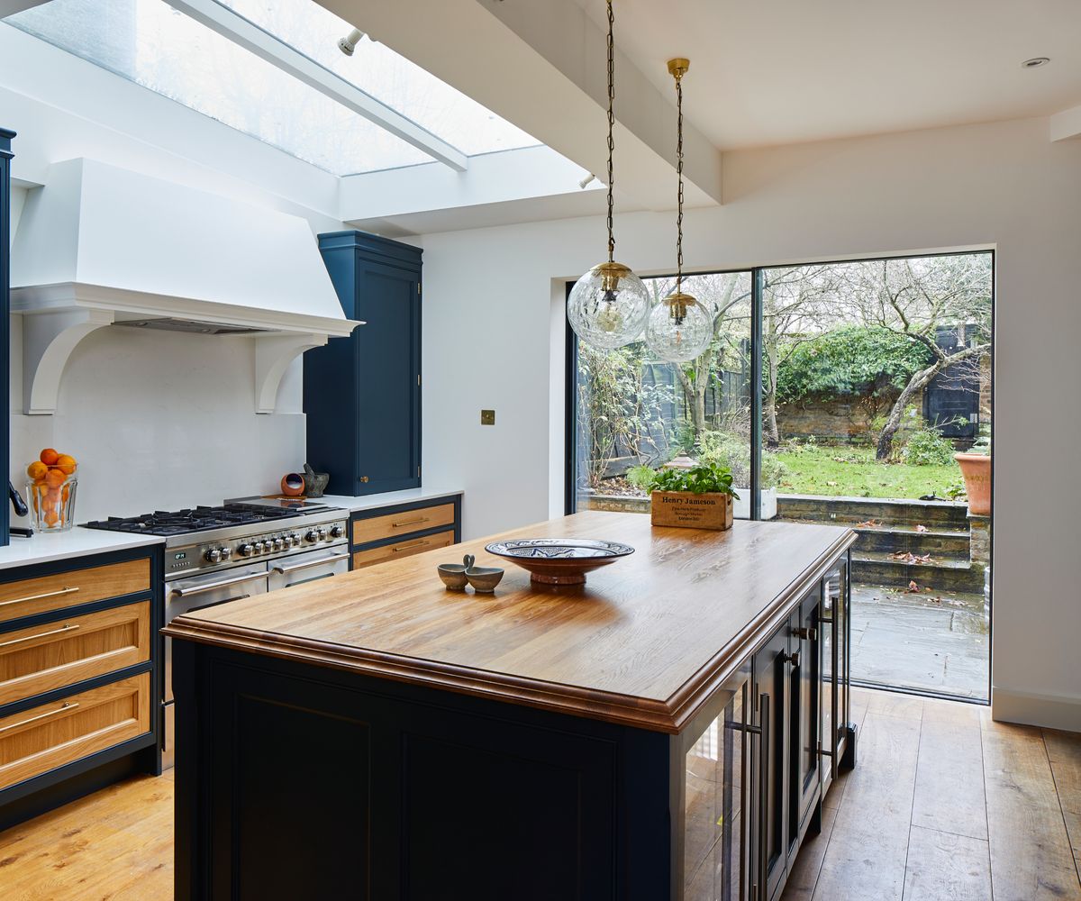 Open plan kitchen extensions: A practical guide | Homebuilding