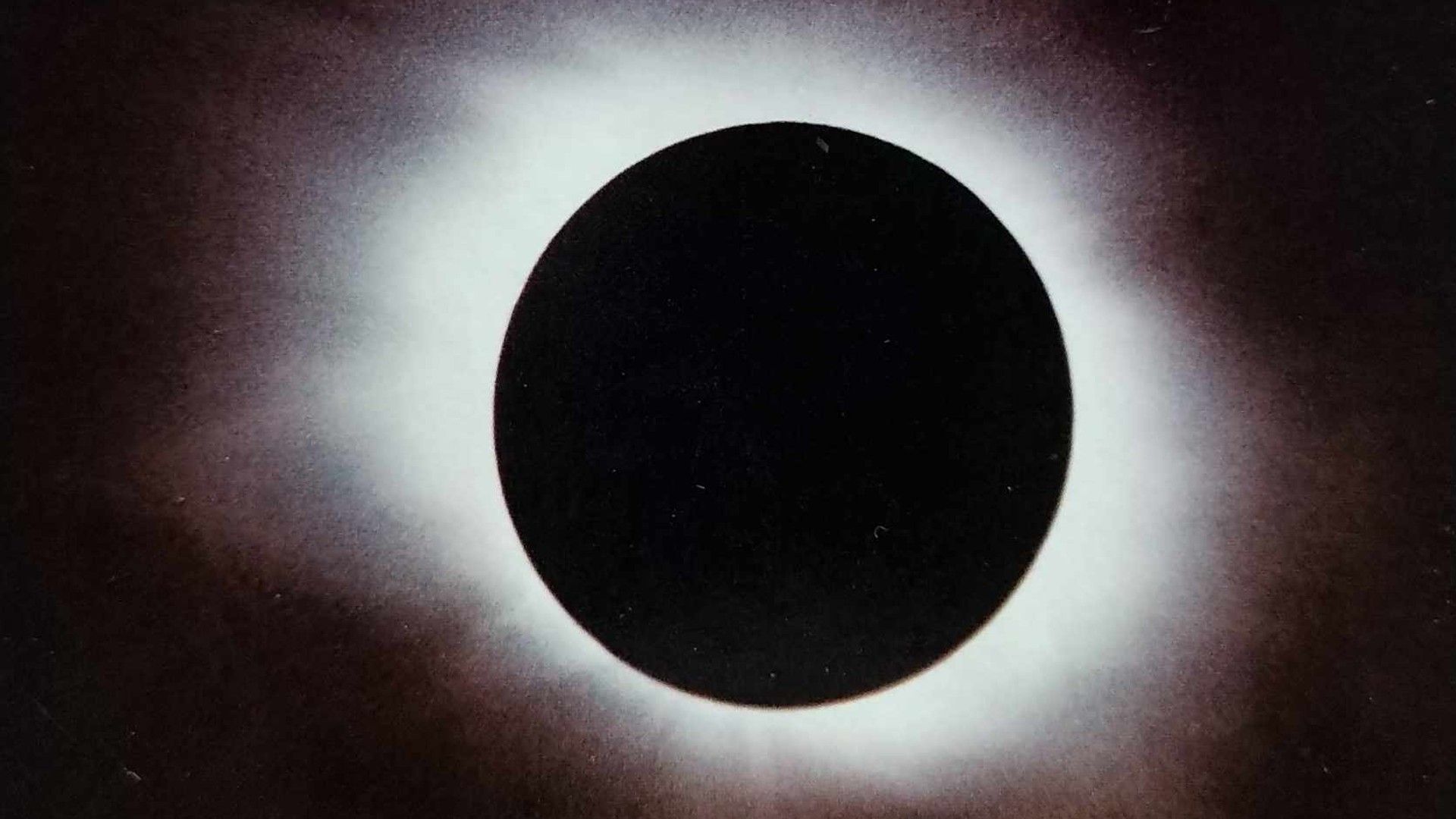 One of the longest solar eclipses on Earth darkened the sky 50 years ...
