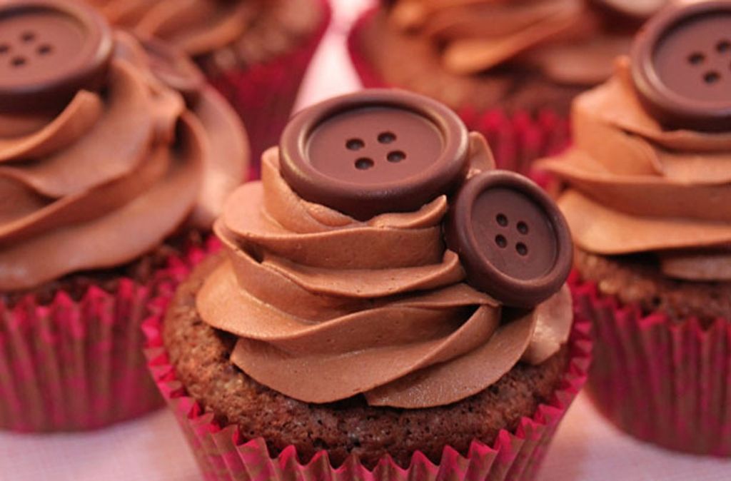 Chocolate button cupcakes | American Recipes | GoodtoKnow