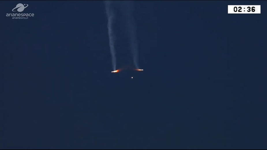 In Photos: Ariane 5 Rocket Launches DirecTV 16 and Eutelsat 7C ...