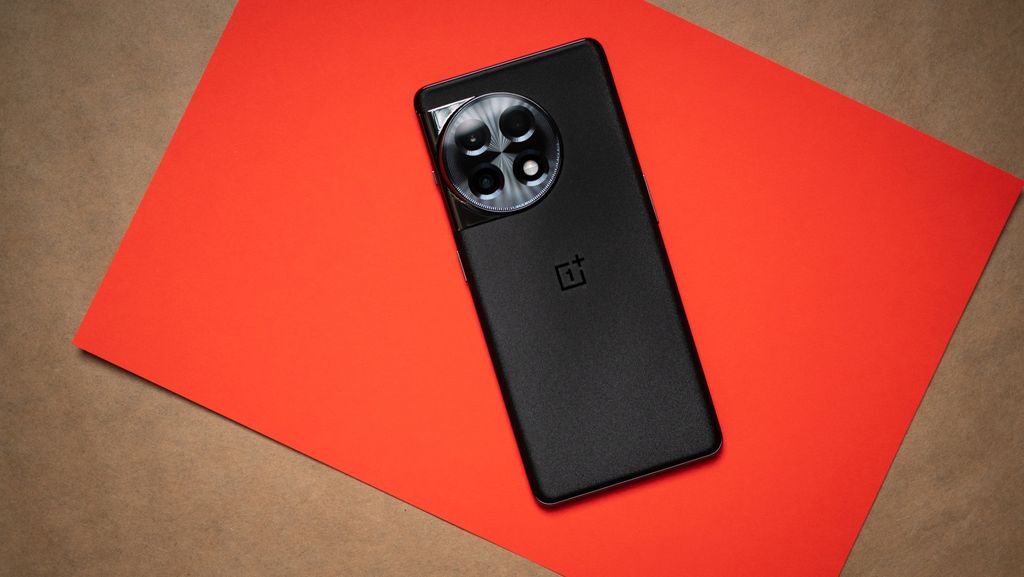 OnePlus 11R review: Why would you buy the OnePlus 11 anymore? | Android ...