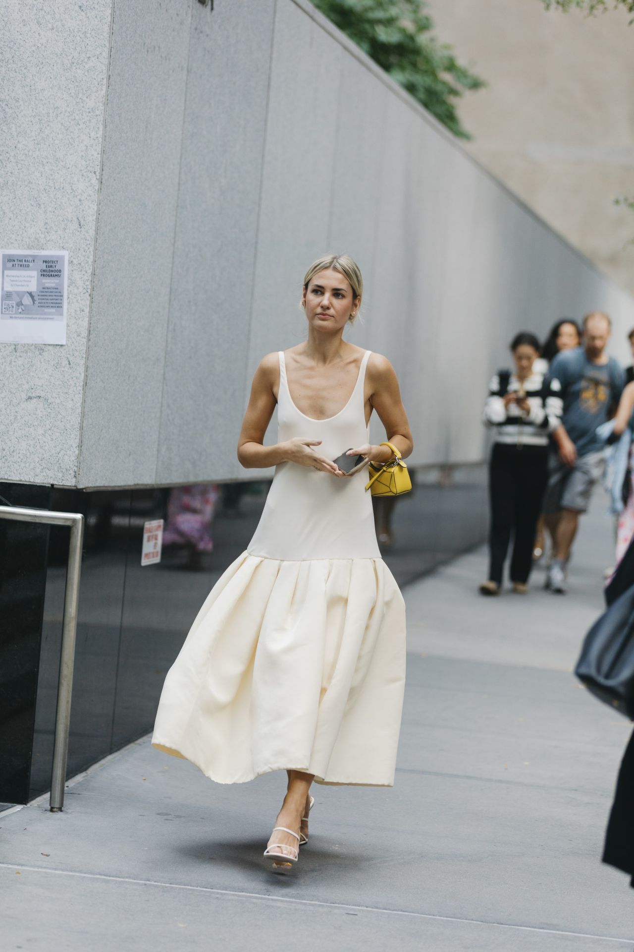 10 Effortless All-White Outfit Formulas for Classic Summer Style ...