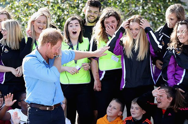 What is dabbing and where did dabbing come from? | GoodtoKnow