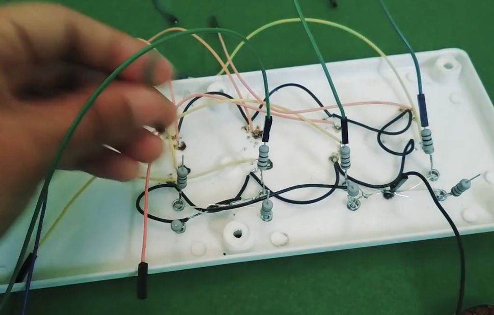 Raspberry Pi 4-Track Looper: DIY Pro Sound Equipment | Tom's Hardware