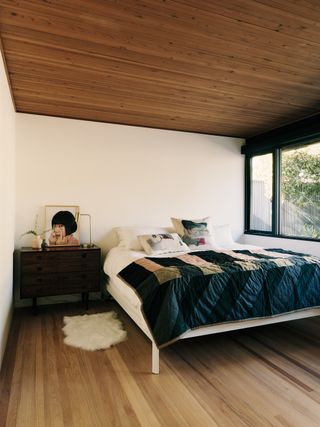 A midcentury modern gem by architect Roger Lee gets a sensitive ...
